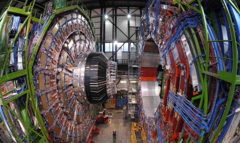 CERN poderia ter descoberto a chave para outros universos ou um "beco ...